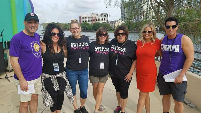 News 6's Julie Broughton, Troy Bridges lead AIDS Walk Orlando: Twilight